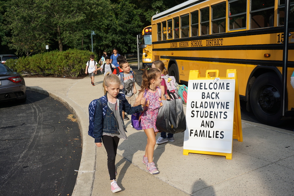 2024-25入学费郊Lower Merion公立学区常见问答、入学所需文件和暑期阅读清单 - 费城LIVE